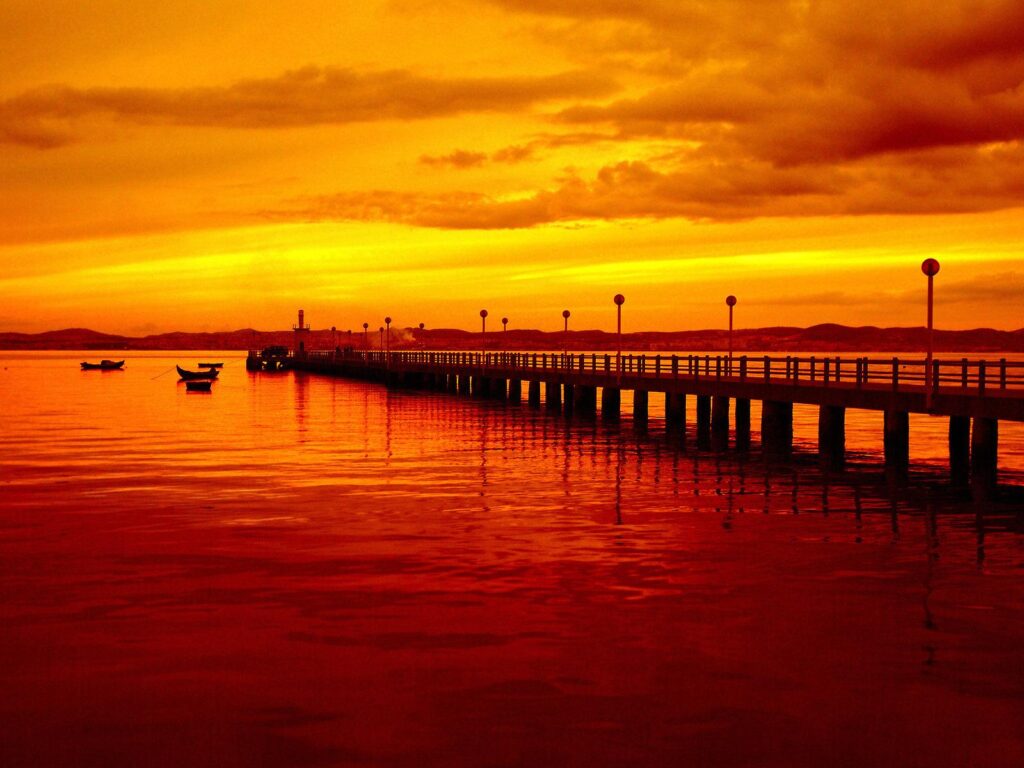 18 of the Many Magical Places That Happens to Exist - YourAmazingPlaces.com