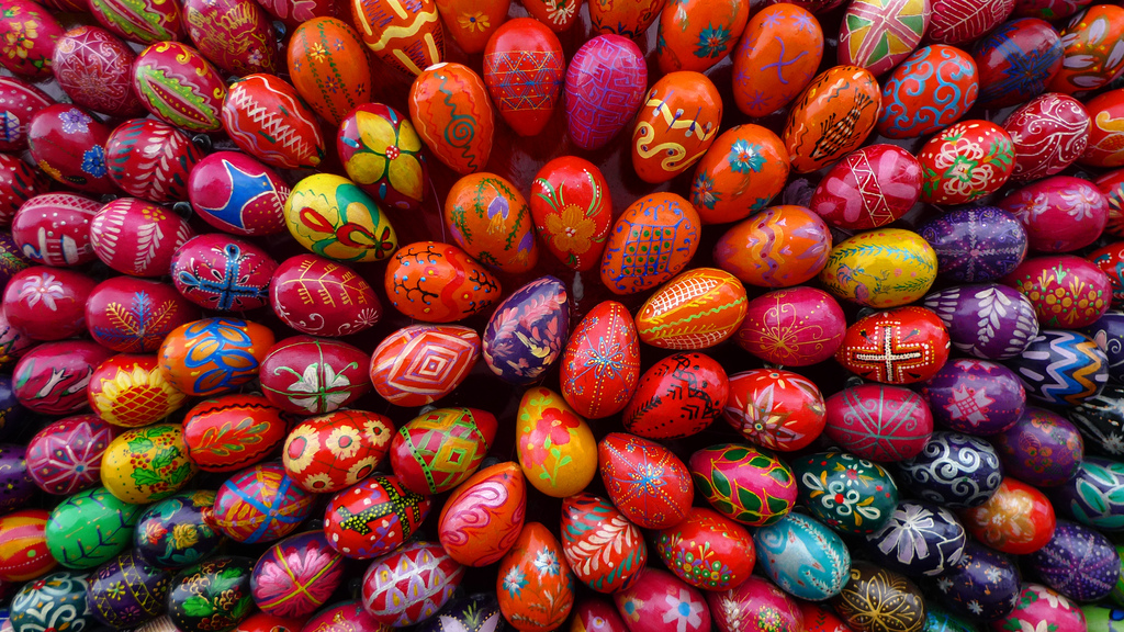 13 Amazing Easter Eggs Decorations - YourAmazingPlaces.com