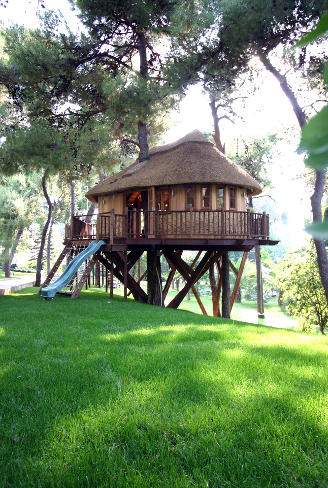 8 Eclectic House Designs - YourAmazingPlaces.com