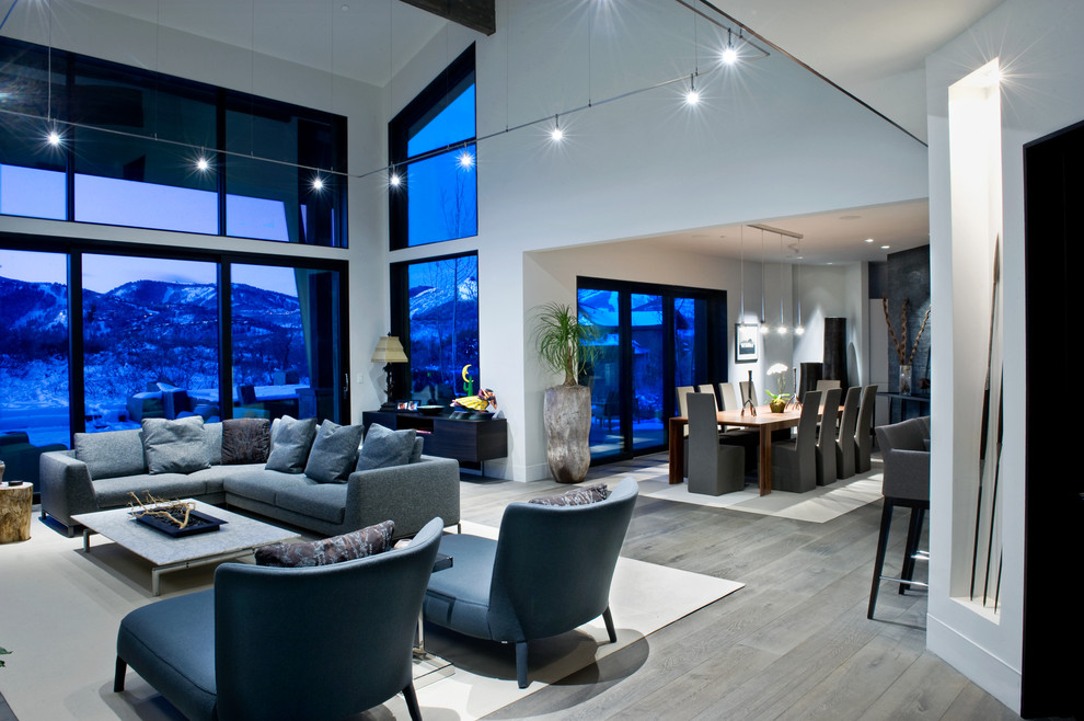 How to Decorate an Open Floor Plan - YourAmazingPlaces.com
