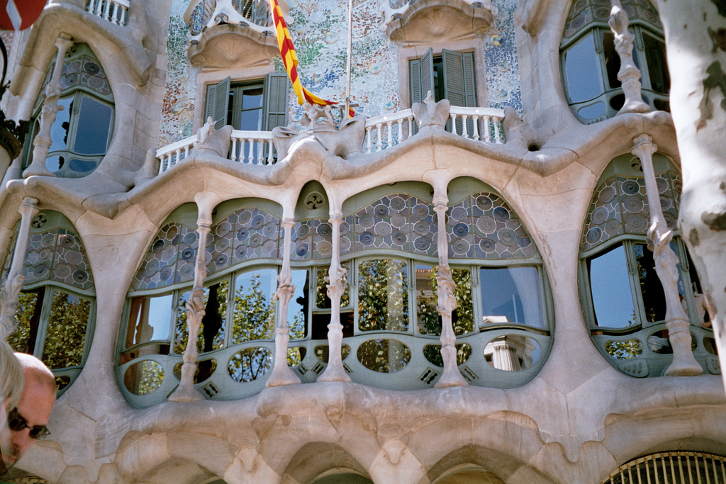 Casa Battló – House With Bone Structure - YourAmazingPlaces.com