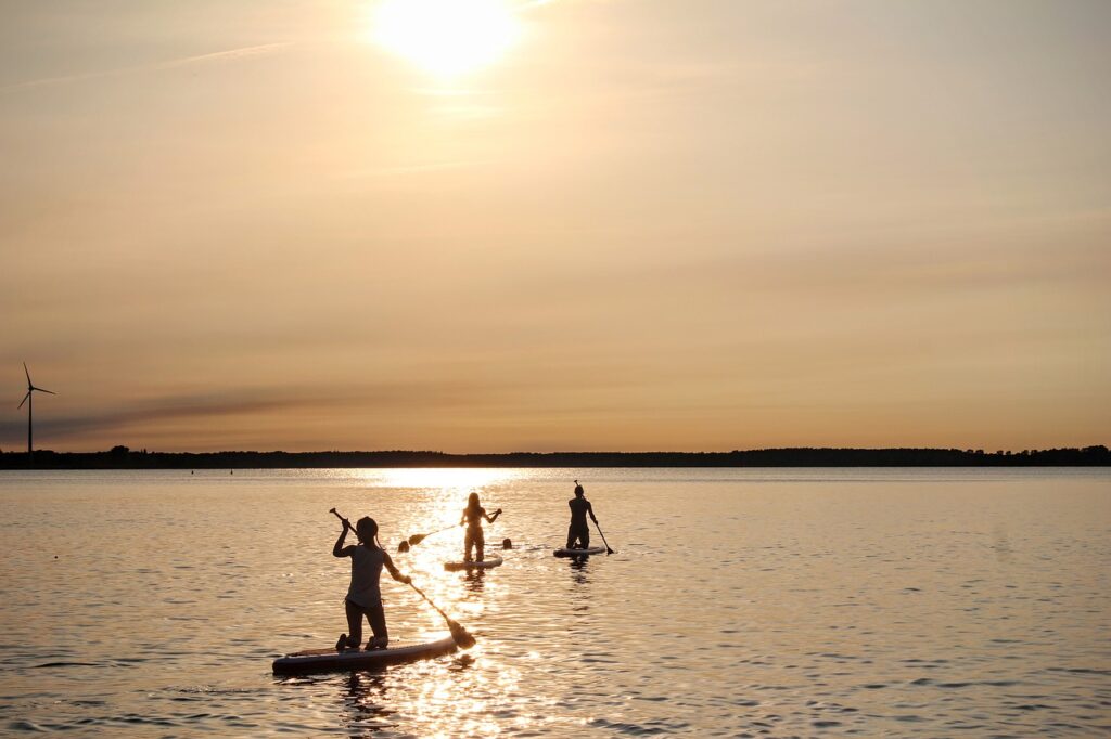 How To Get Your Children Started With SUP - YourAmazingPlaces.com
