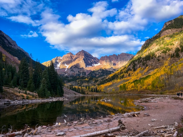 Exploring the Kaleidoscope of Colors: Top 5 Places to Visit This Fall ...